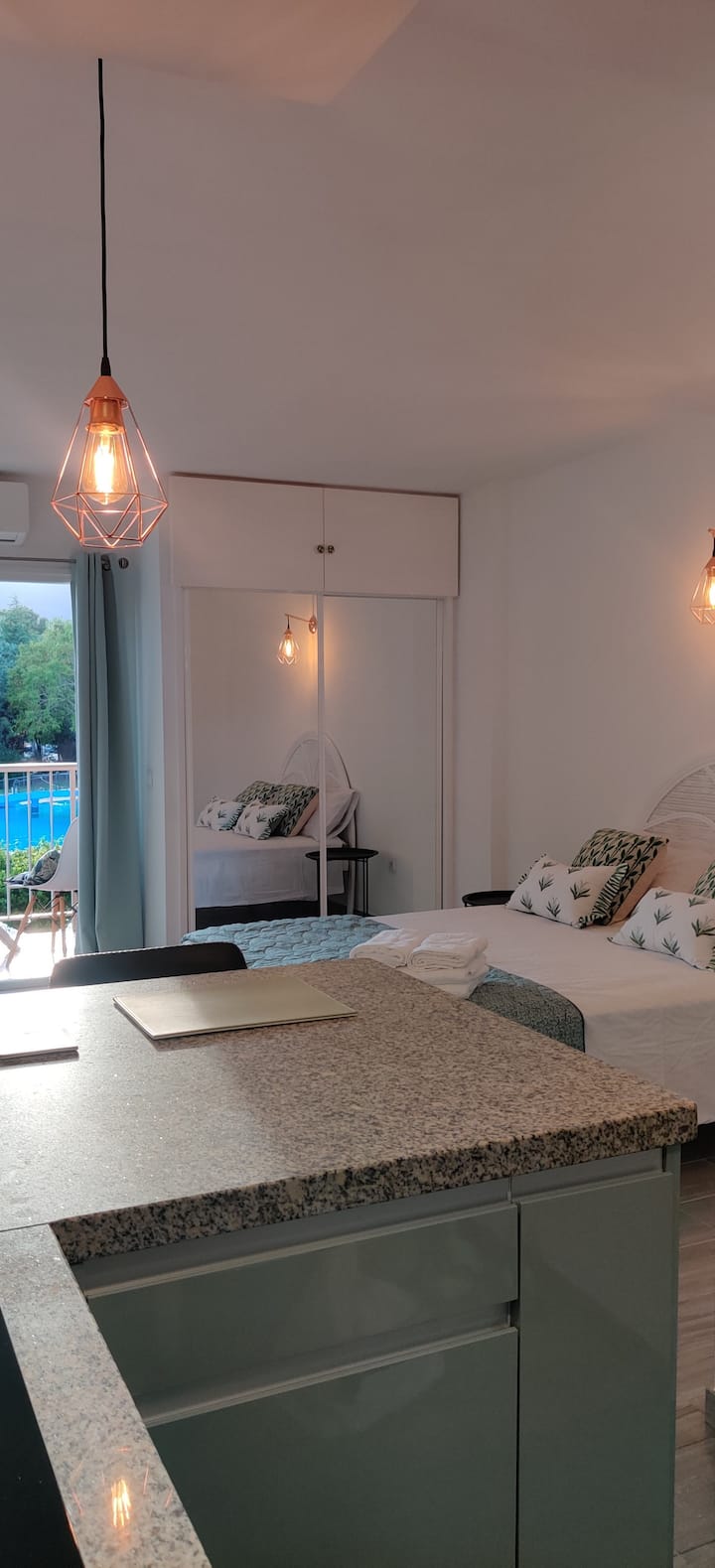 Estudio Júpiter Rmli Mint - Benalmádena