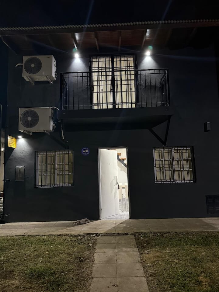 Moderno Apartamento A Estrenar - San Pedro, Argentina