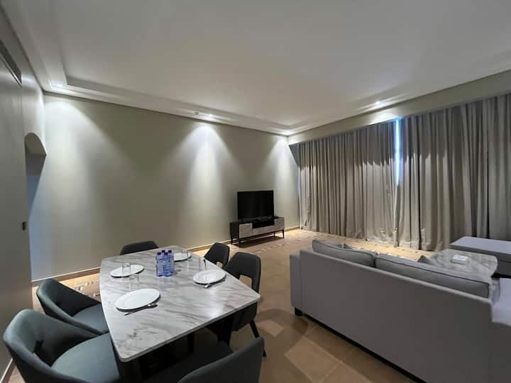 Lexury Two Bedroom Apartment In Adilya, Manama - Manama