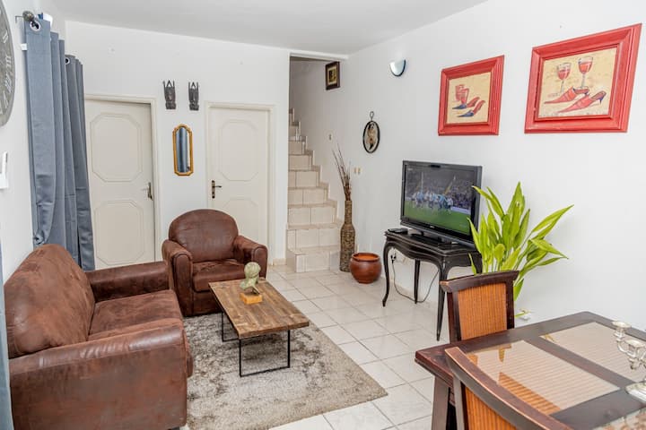 La Villa Des Pins - Alep 1 Ch - Angondje - Gabon