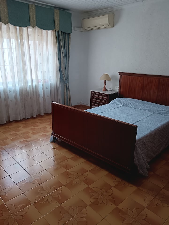 Se Alquila Habitación - Alcira