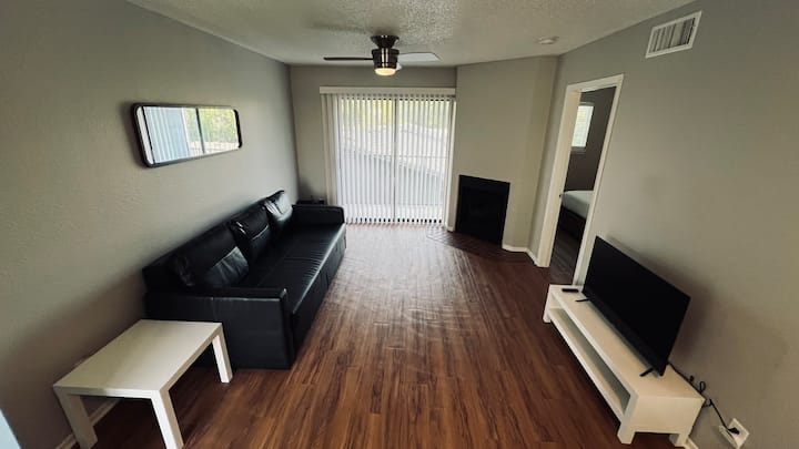 A Quiet And Peaceful Place. - San Antonio