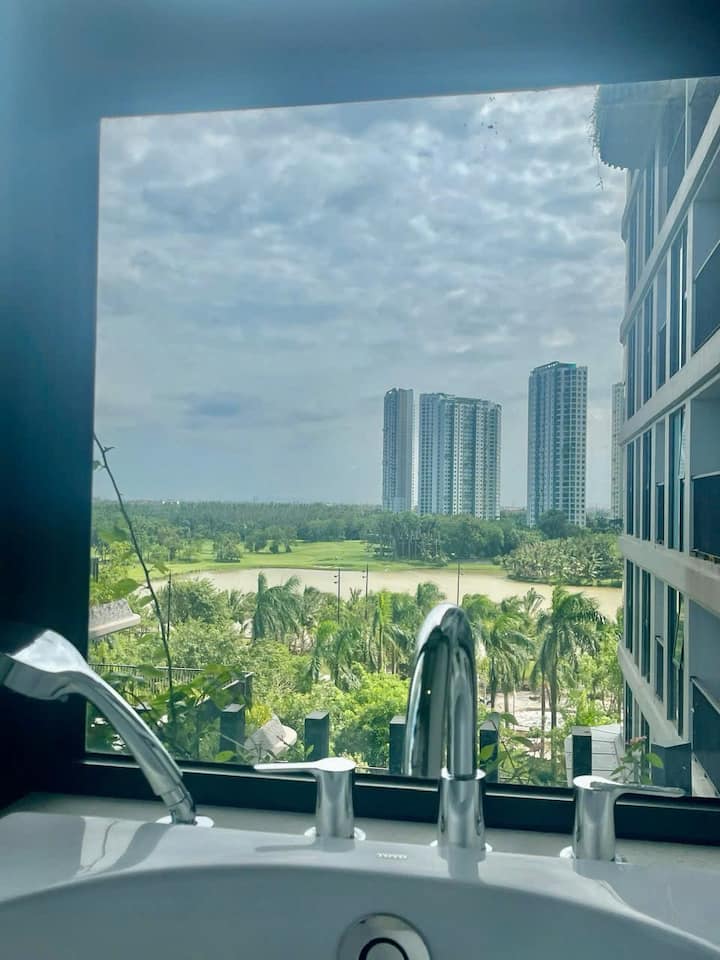 Swanlake View/2br/bathtub In Luxury Apartment - China