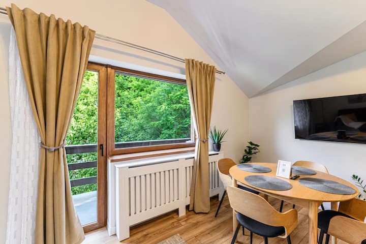 Forest Apartment - Mountain View - Hublou Home - Sinaia