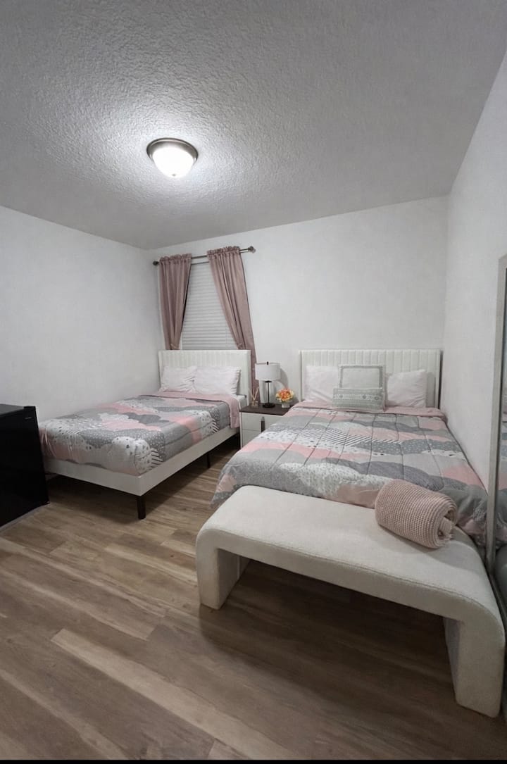 Comfortable Room + Bath | 35 Min To Disney - St. Cloud, FL