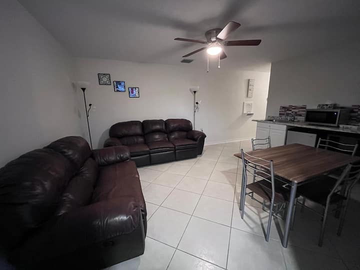 Lujoso Estudio Familiar - Sarasota, FL