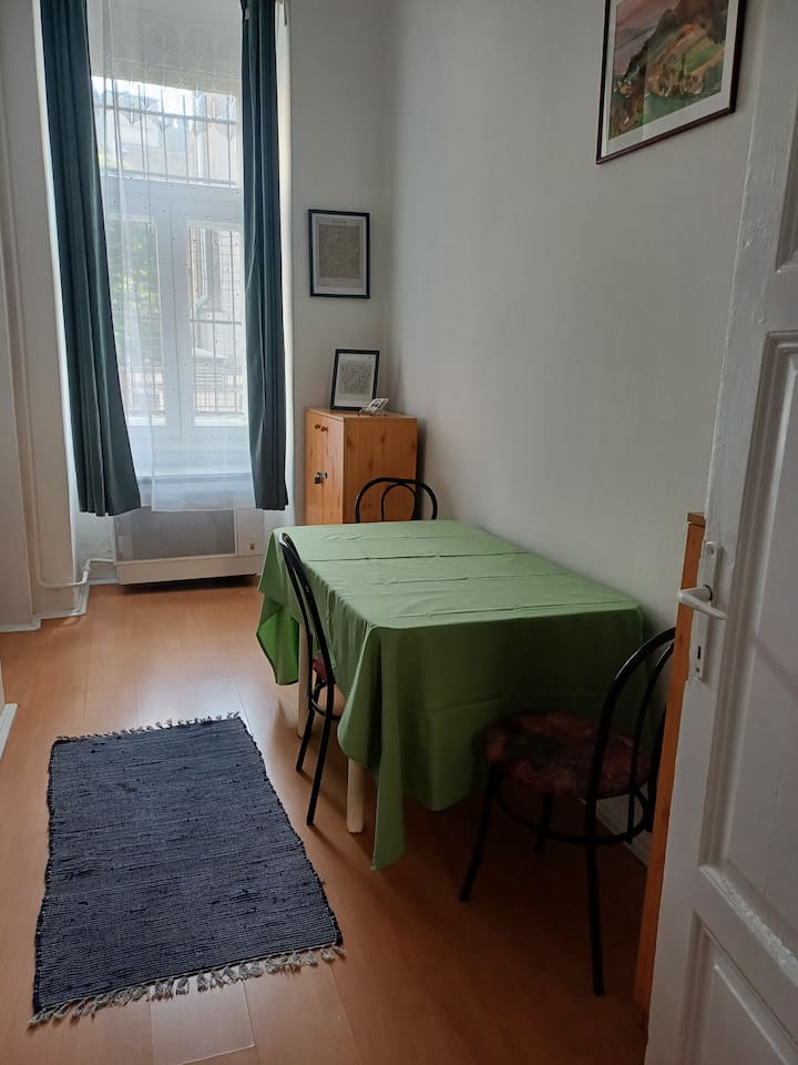 Nice Flat In The Very Center - Budapest