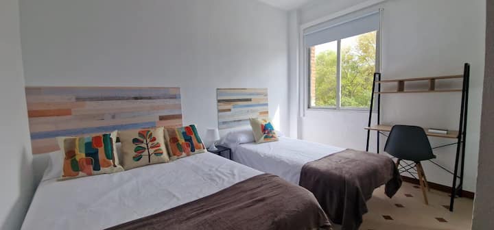 Habitación Triple Con Baño. - Alcalá de Henares