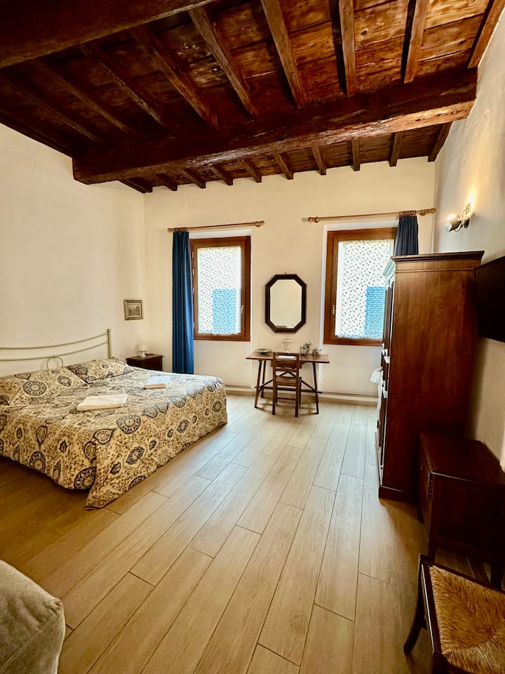 Medici Suite Con 4 Bagni Privati Al Duomo - Firenze