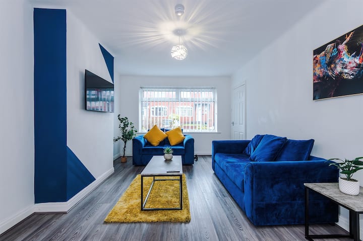 Ranked Intop1% | Contractors | F/parking | Salford - Salford