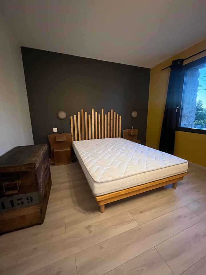 Logement Entier Au Calme - Morestel