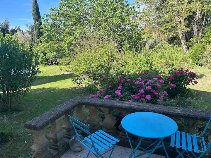 Villa Piscine 6000 M 2 De Jardin - Sorgues