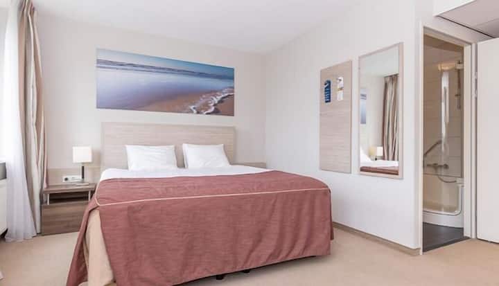 Relaxing Getaway W/resort Amenities, Spa Access - Kamperland