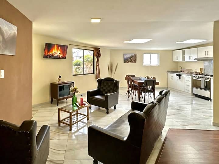 3hab + 2 Garajes | 9 Min Centro | Lavadora + Wifi - Cuenca