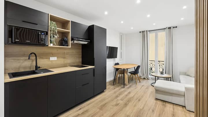 Appartement 2 Chambres En Duplex à Cannes Centre - Cannes