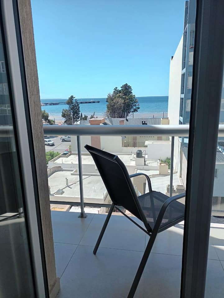 Madryn, Dpto. Con Hermosa Vista. - Puerto Madryn