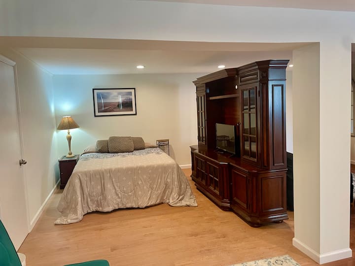 Timonium Studio Apt, Private Entry - Loch Raven Reservoir, MD