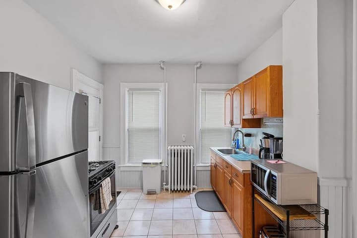 4 Bedroom House In Albany - Albany, NY