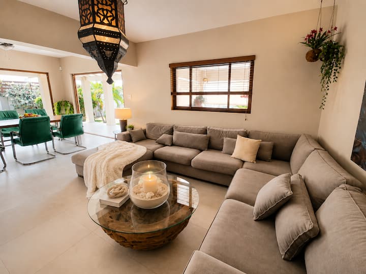 Stunning Views-privacy-large Pool 3 Min To Beach! - Aruba