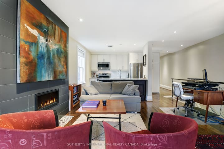 1 Bedroom Leslieville Flat - Toronto