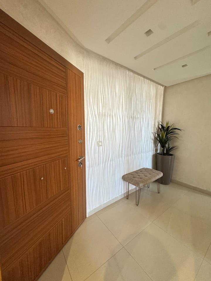 Modern Cozy Room + Bathroom - Casablanca