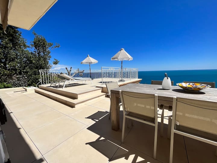 Maison Avec Magnifique Vue Et Jacuzzi - Théoule-sur-Mer