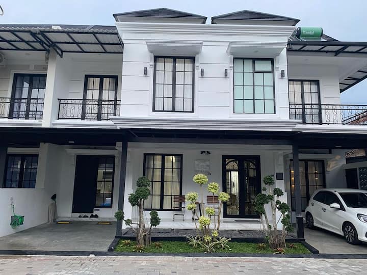 Fm House - Yogyakarta