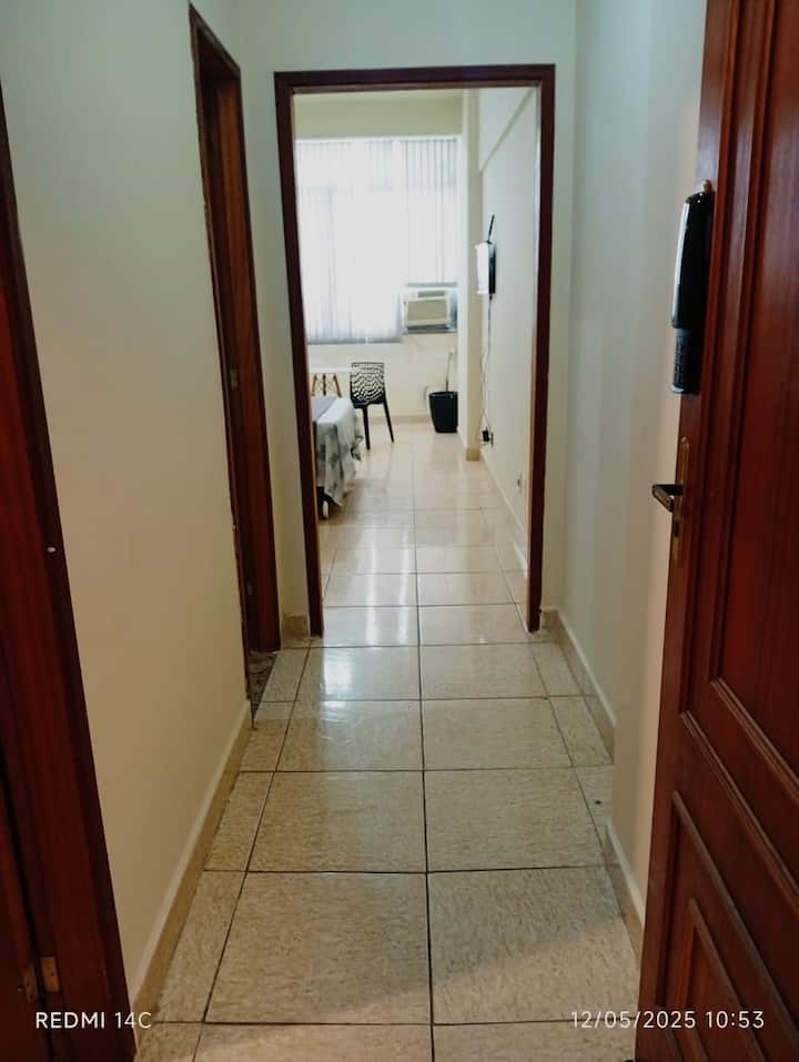 Apt - Santos Valhes - 03 828 - Rio de Janeiro