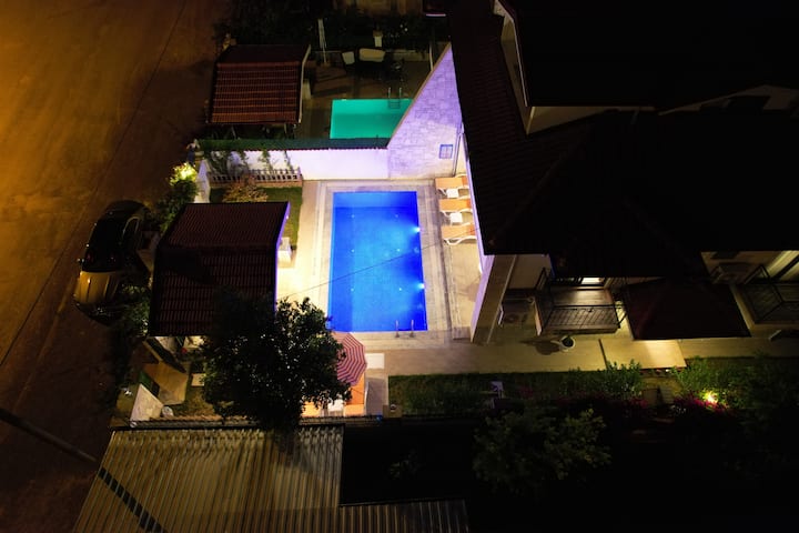 Havuzlu Jakuzili Villa - Dalyan