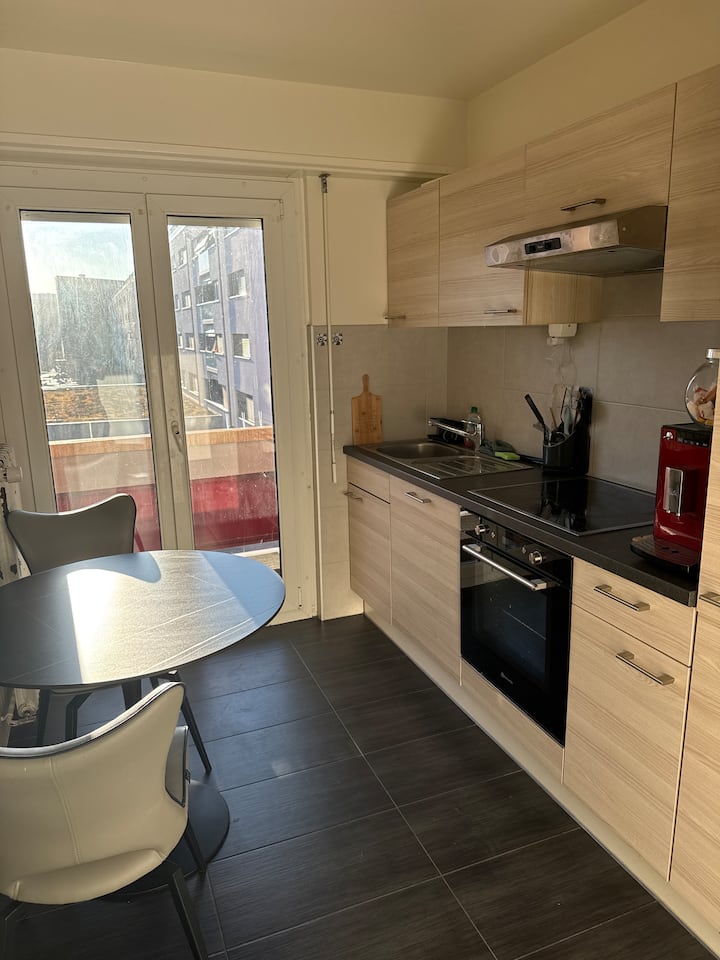 Private Apartment In A Good Location/new Tram Line - Renens