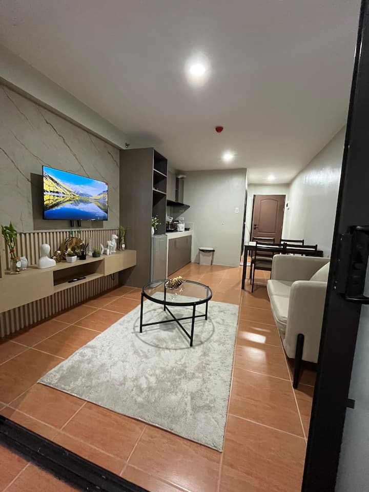 Oasis Escape: Cozy Condo In Cdo - Cagayan de Oro