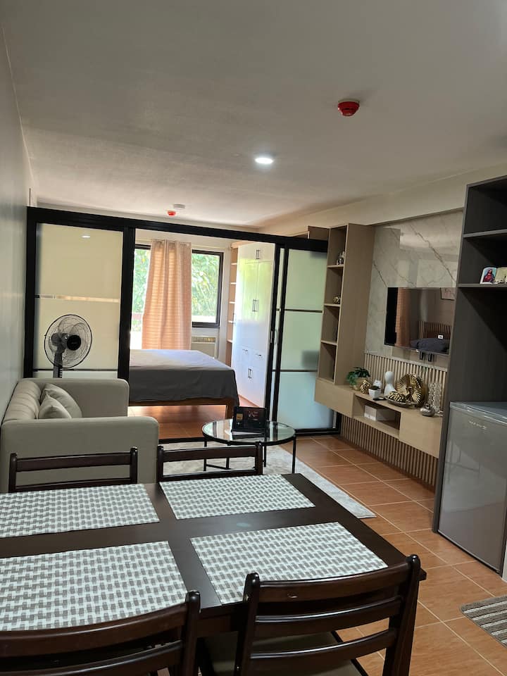 Oasis Escape: Cozy Condo In Cdo - Cagayan de Oro