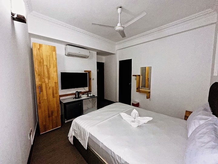 Welcome Olympus Inn - Malé