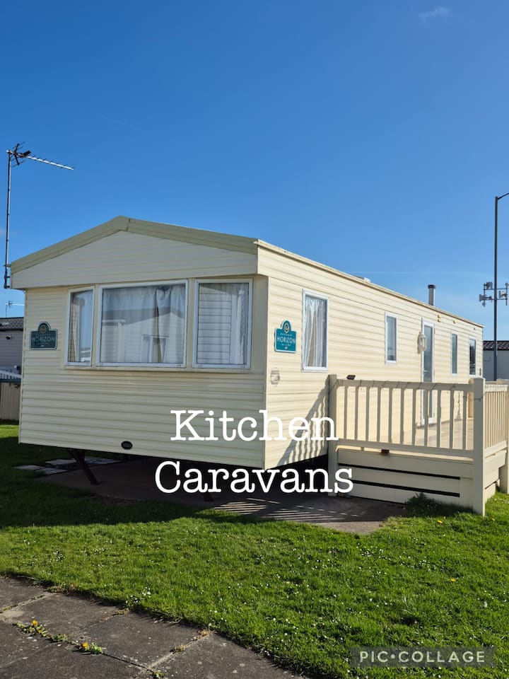 Cosy Caravan, Next To The Sea! - Prestatyn