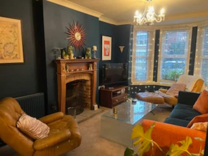 Victorian Charm • Modern Comfort • Walk Everywhere - Bournemouth