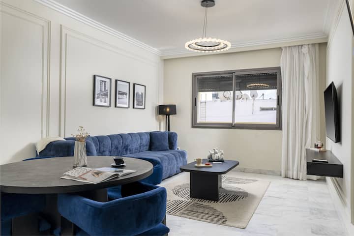 Elegant  Maarif 2br Flat| Fast Wi-fi +Free Parking - Casablanca