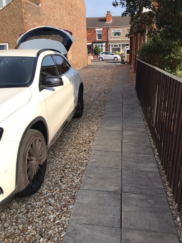 4 Ensuites & Parking For 3 Cars - Cleethorpes