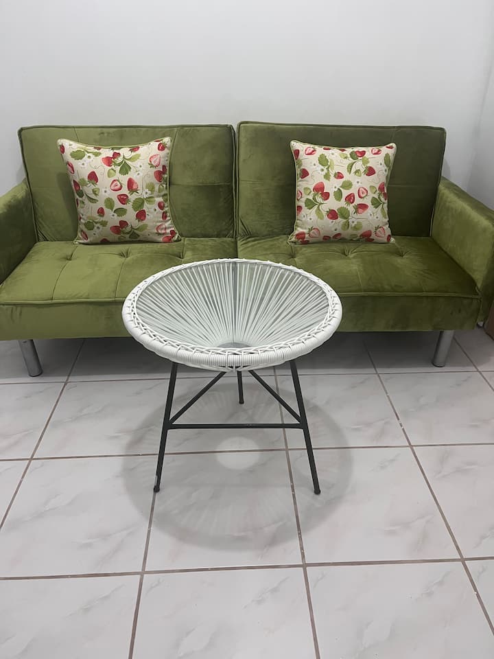 Yigo 1br 1ba. Near Aafb And Grmc - グアム