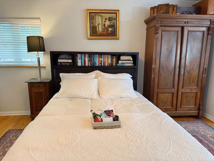 Charming Guestroom In Davis Islands Tampa - Tampa, FL