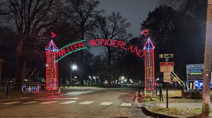 Kdmcs Backyard/park Life And Outdoor Fun - Camden Park, Huntington