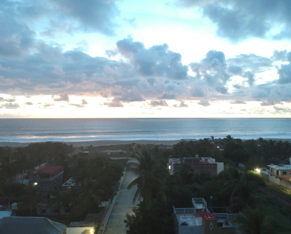 Habitación para 5 Personas a 50M de Playa Zicatela - Casas de huéspedes ...
