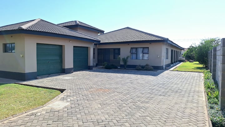 Sami Guest House - Zimbabwe