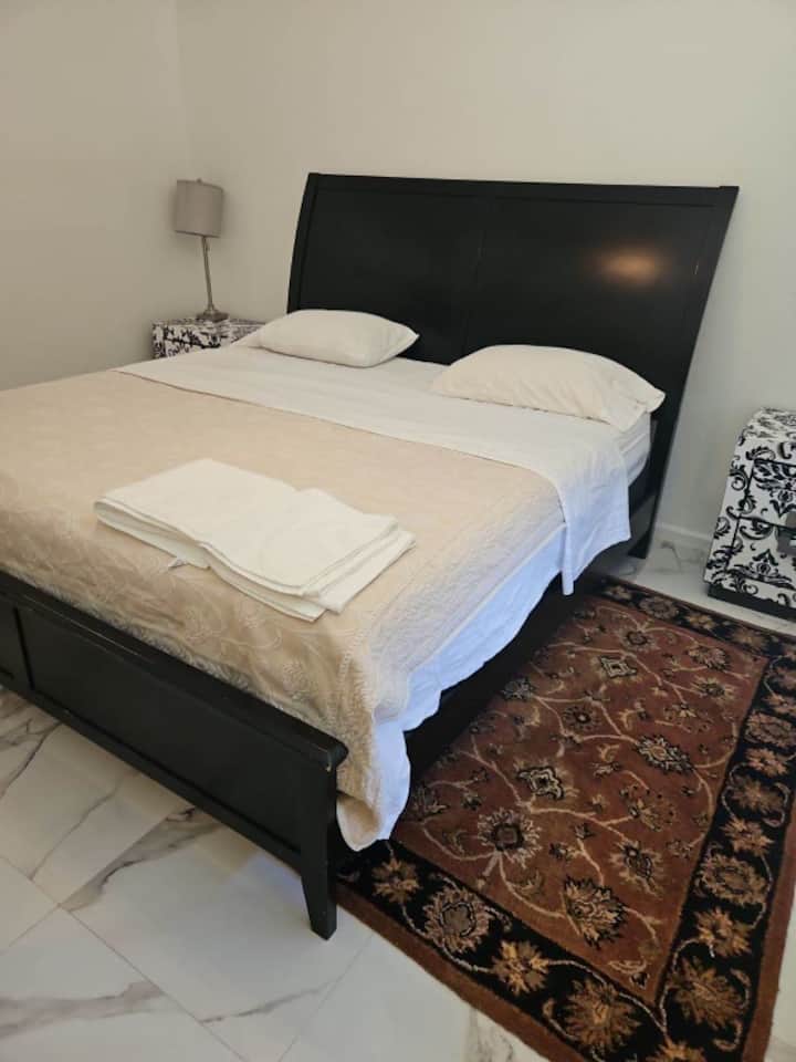 Master Suite 601 Sandy - Boynton Beach, FL