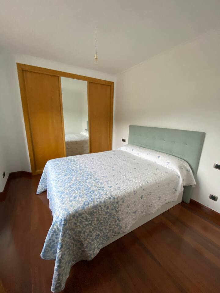 Habitación Doble En Casa Rural Veiga (O Incio). - Samos