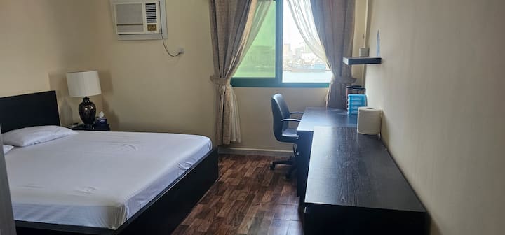 2bhk Corniche View(familyurdu/hindi/english Speak) - Charjah