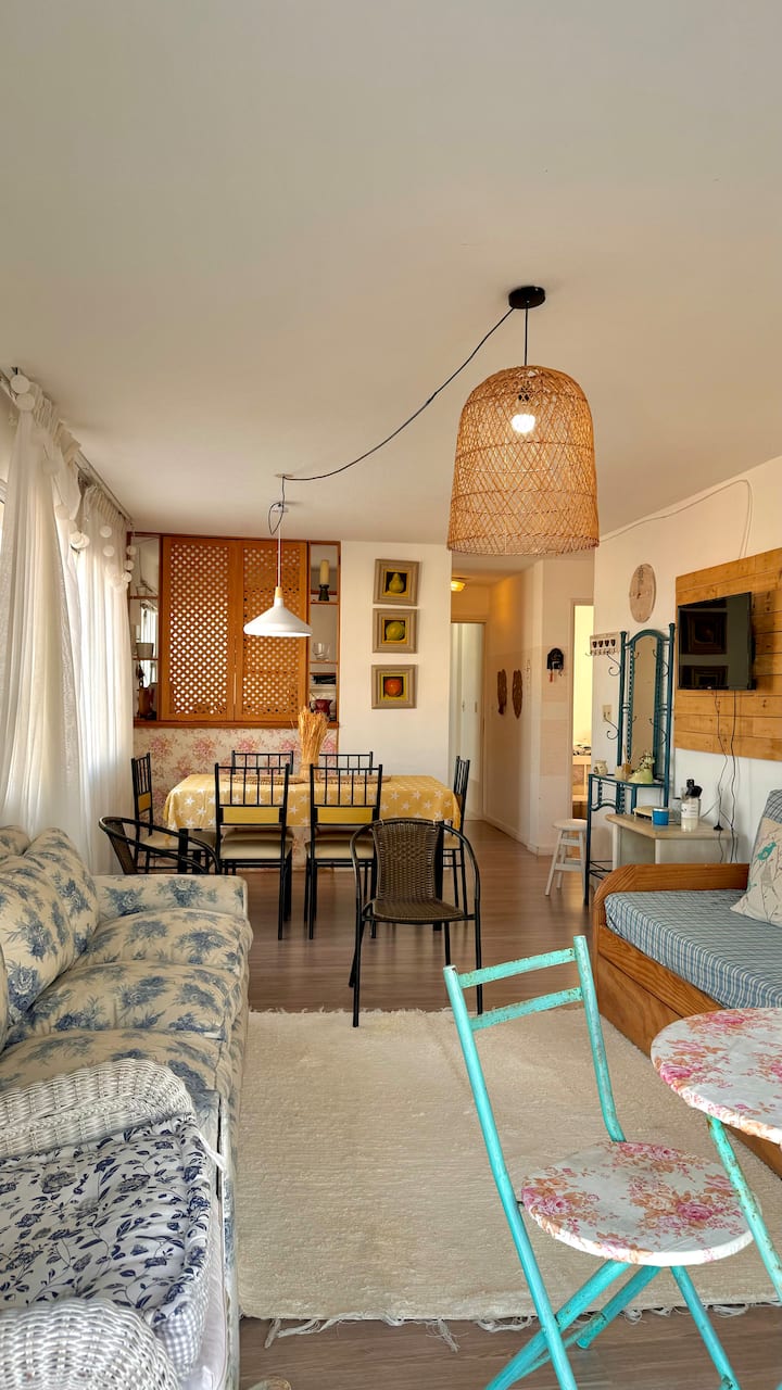 Apartamento Com 02 Quartos | Perto Da Gorlero - Punta del Este