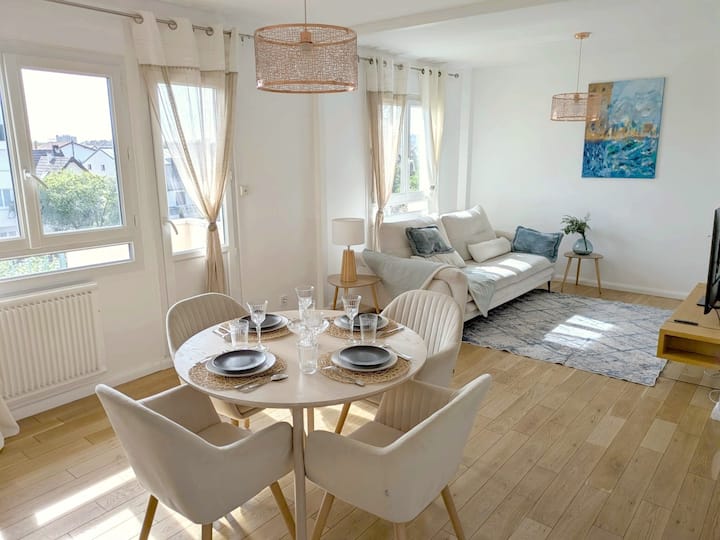 Calme & Lumineux Proche Paris + Parking - Houilles
