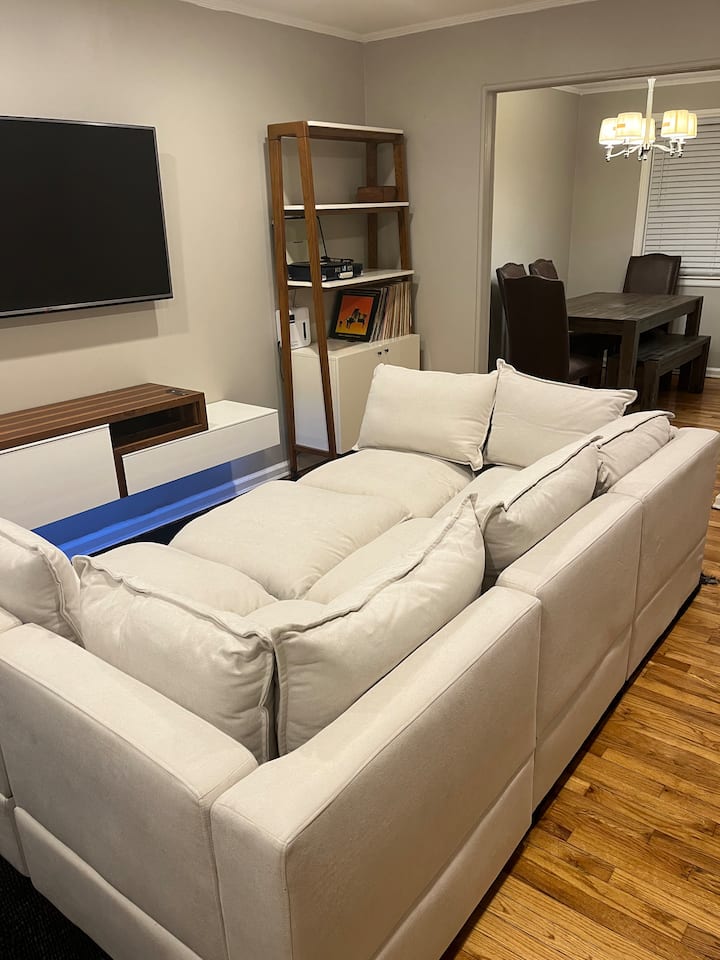 Clam City Condo - Bloomfield, NJ