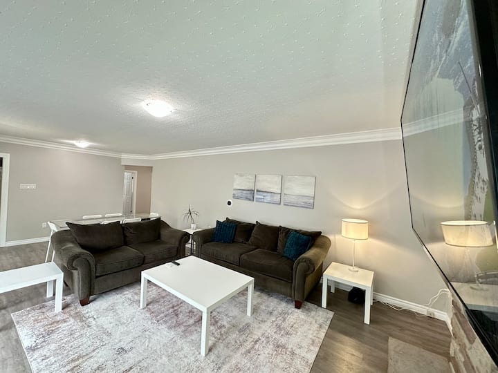 Mountain View House - Sleeps 14 - Saint Catharines