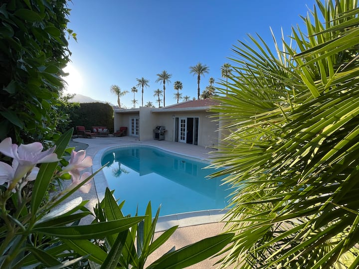 Cozy Home In The Desert - Rancho Mirage, CA